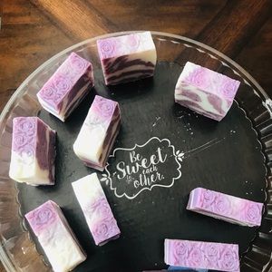Mamaodi naturals | Bath & Body | Coconut Milk Hibiscus Handmade Soap ...